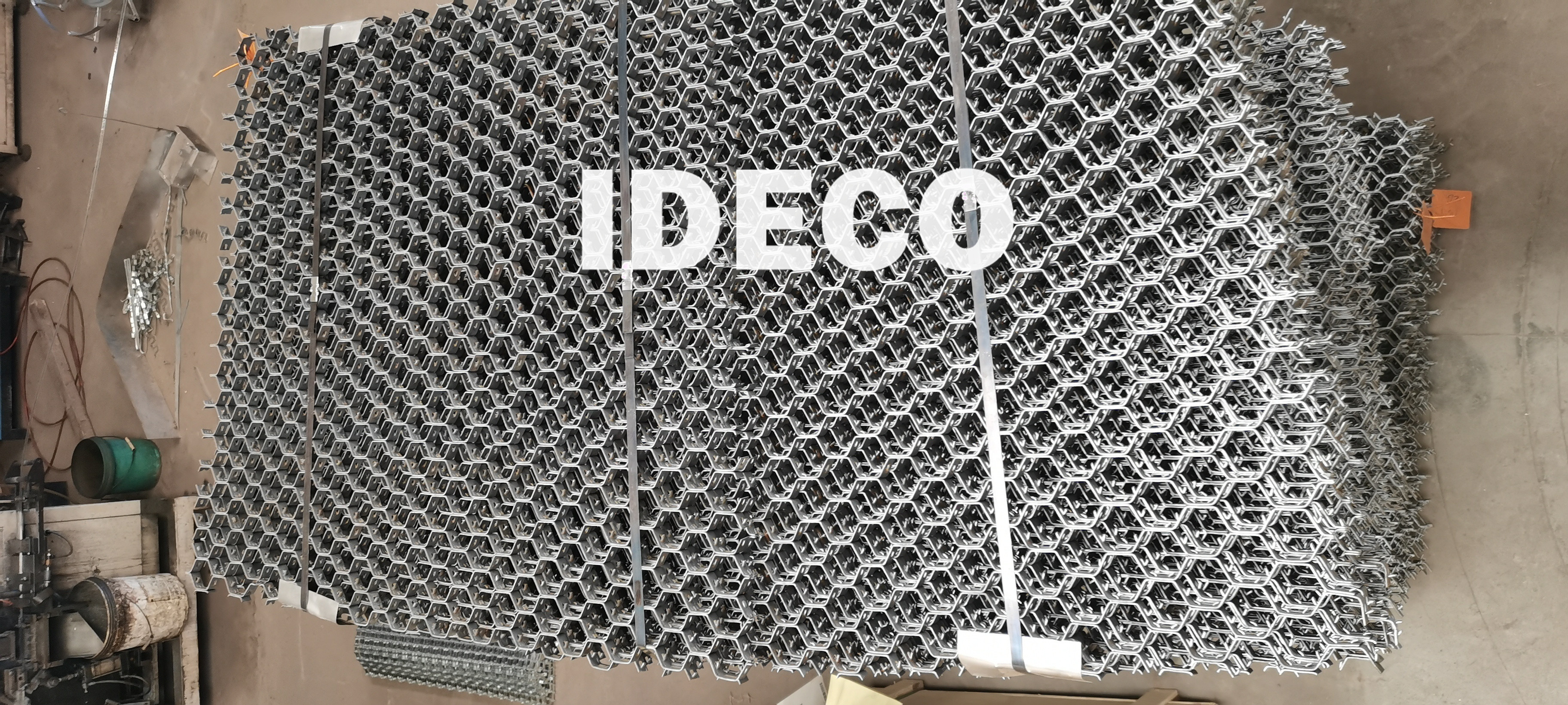 Hex Mesh Twist pin/ Riveted (Hexmesh, Hexsteel, Hexgrate, Hexmetal)
